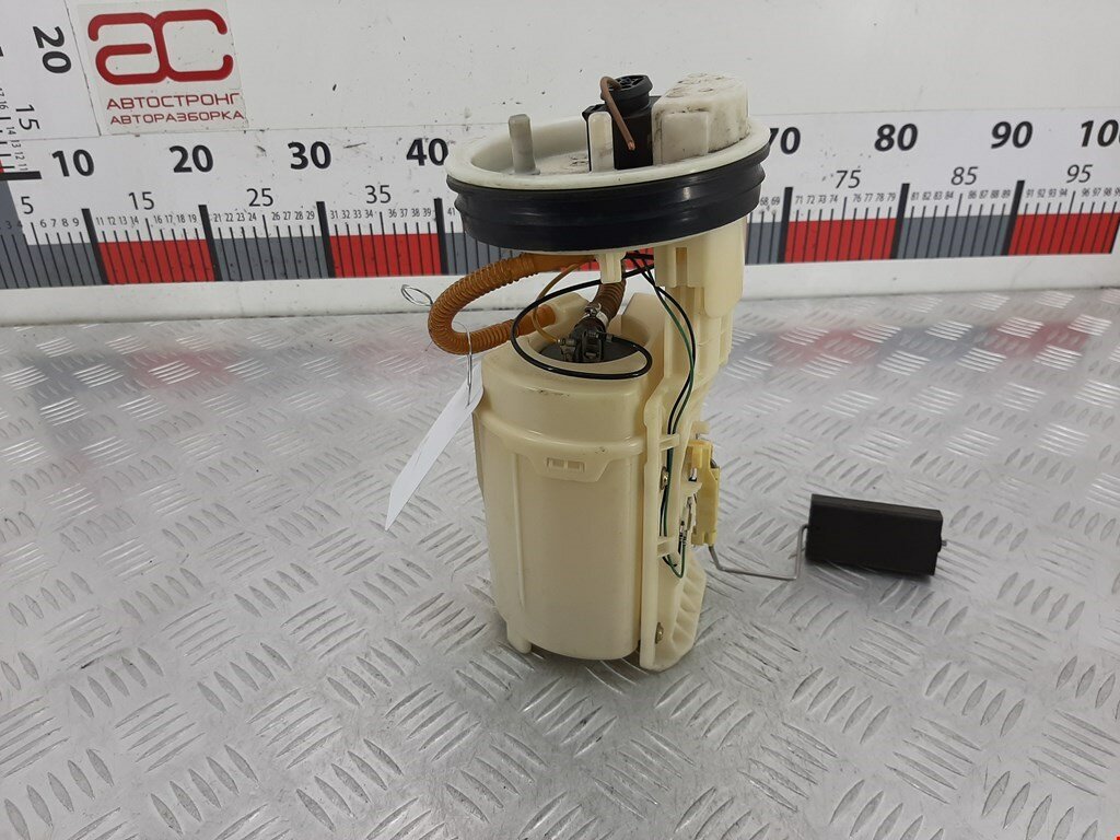 Насос топливный Volkswagen Golf 4 1J0919087J арт. 1787180