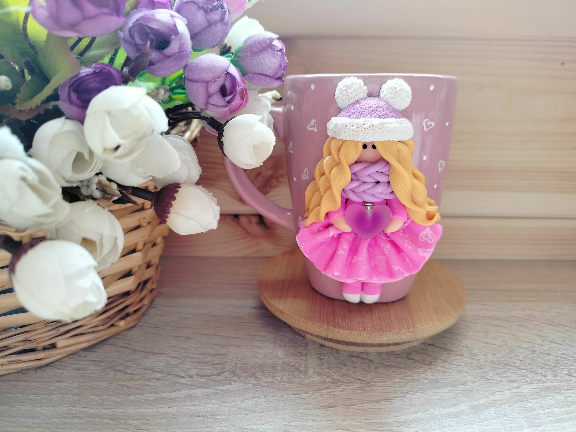 Кружка "Девочка с сердечком", ручная работа, полимерная глина, 330мл