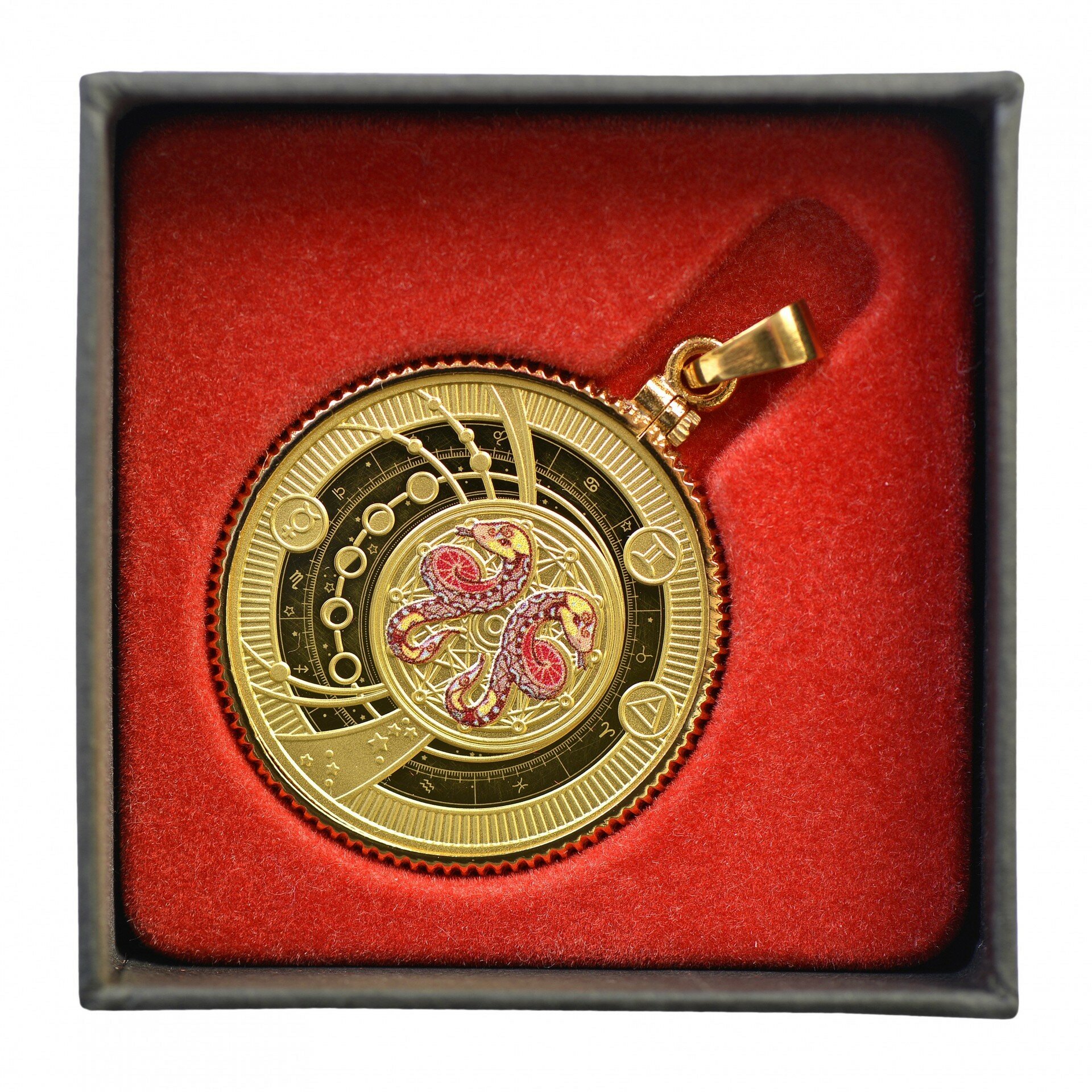 Монета Камерун 500 франков КФА 2018 Знаки Зодиака-Близнецы. Монета-подвеска с позолотой.