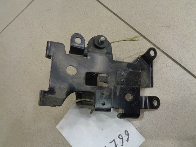 Кронштейн от Ford Escape 2000-2006