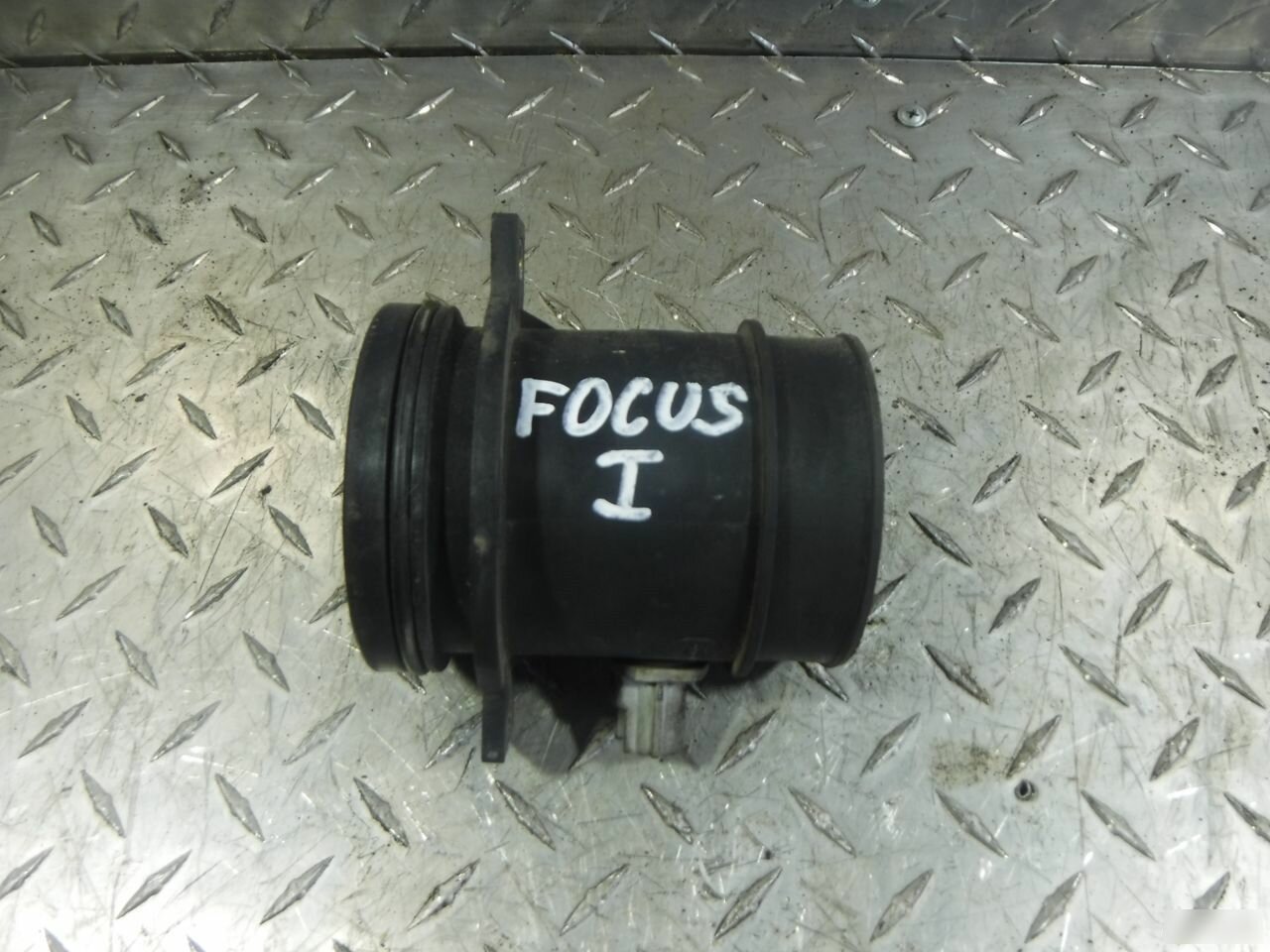 Расходомер воздуха (массметр) Ford Focus I (1998—2004) 98AB9P965AA