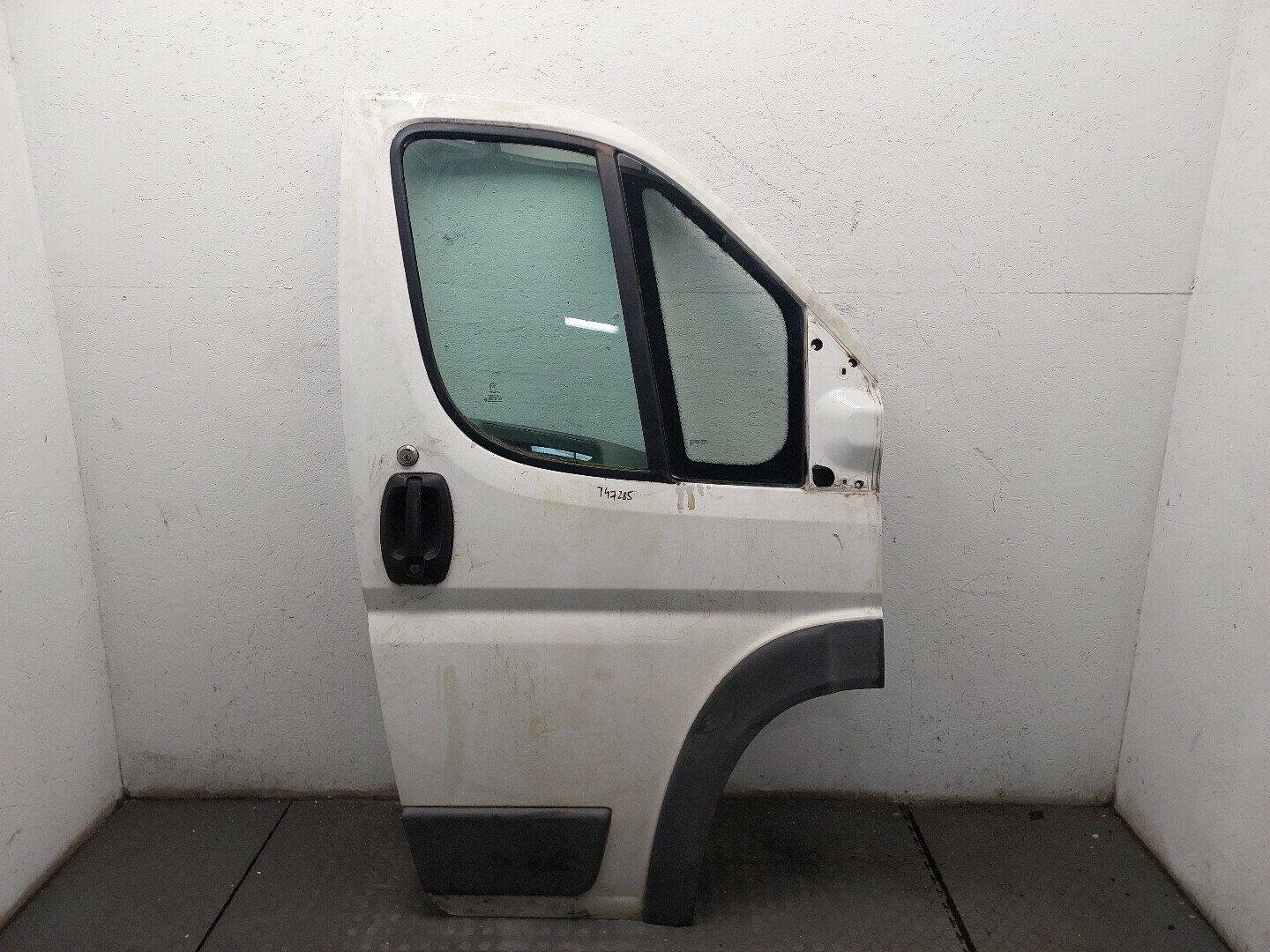Дверь боковая (легковая) правая передняя Citroen Jumper (Relay) Б/У