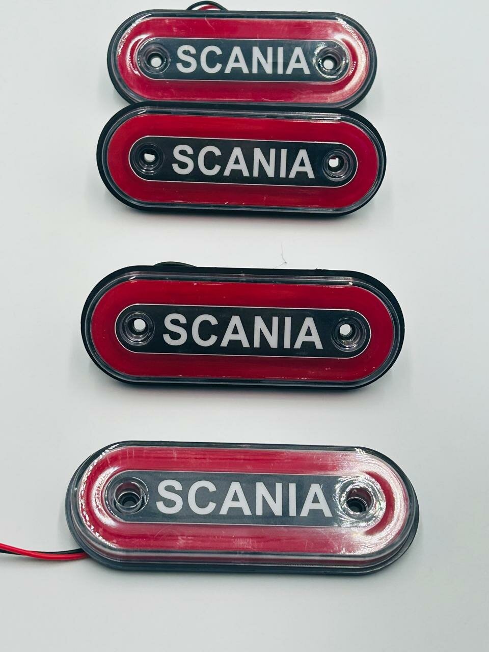 Указатель габаритов Scania (Скания) Красный Цвет 4шт