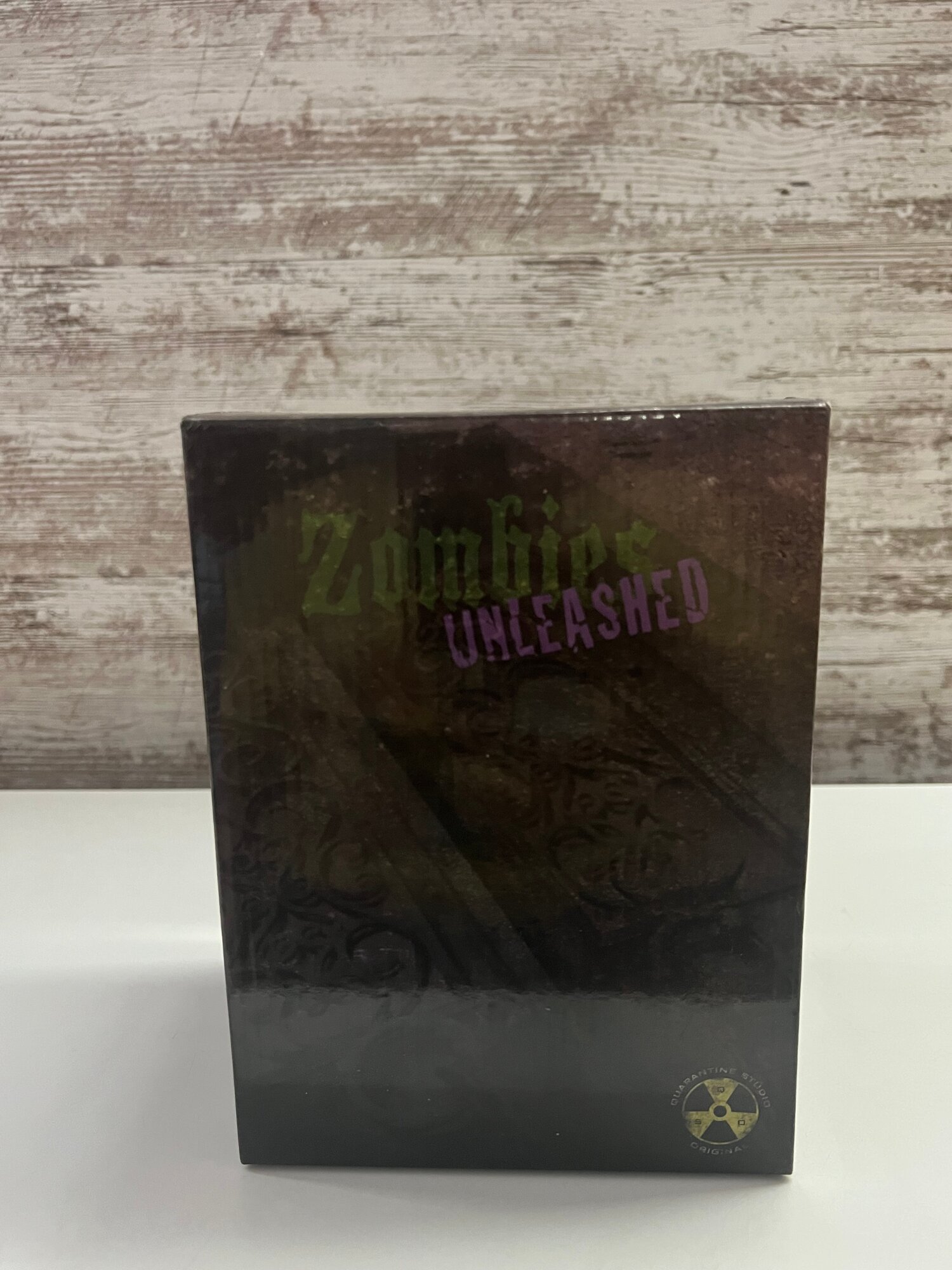 Фигурка Зомби , бюст , искусственный камень, Quarantine Studio представляет Zombies Unleashed, 16 см