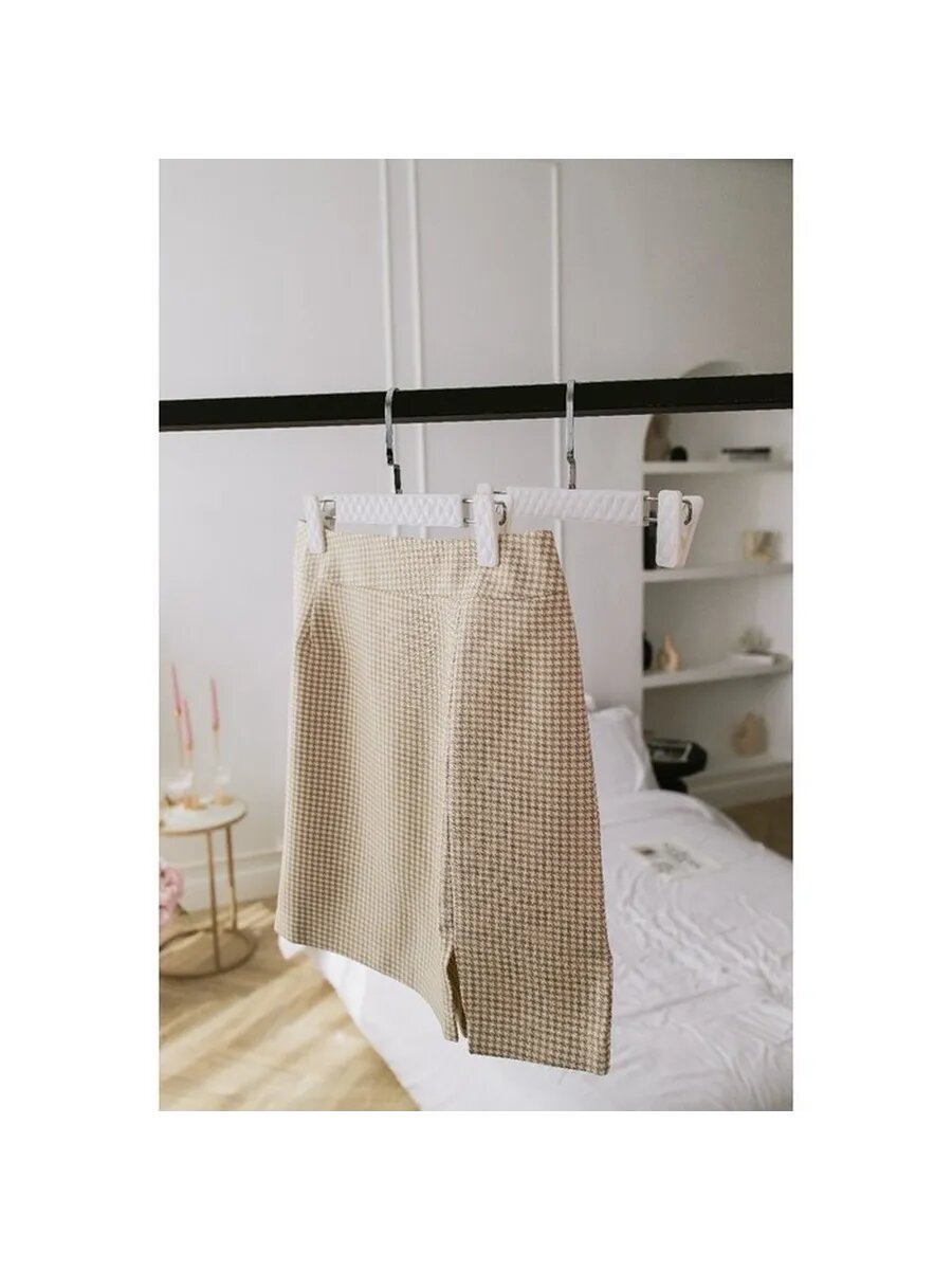 Удобные вешалки для брюк и юбок с зажимами