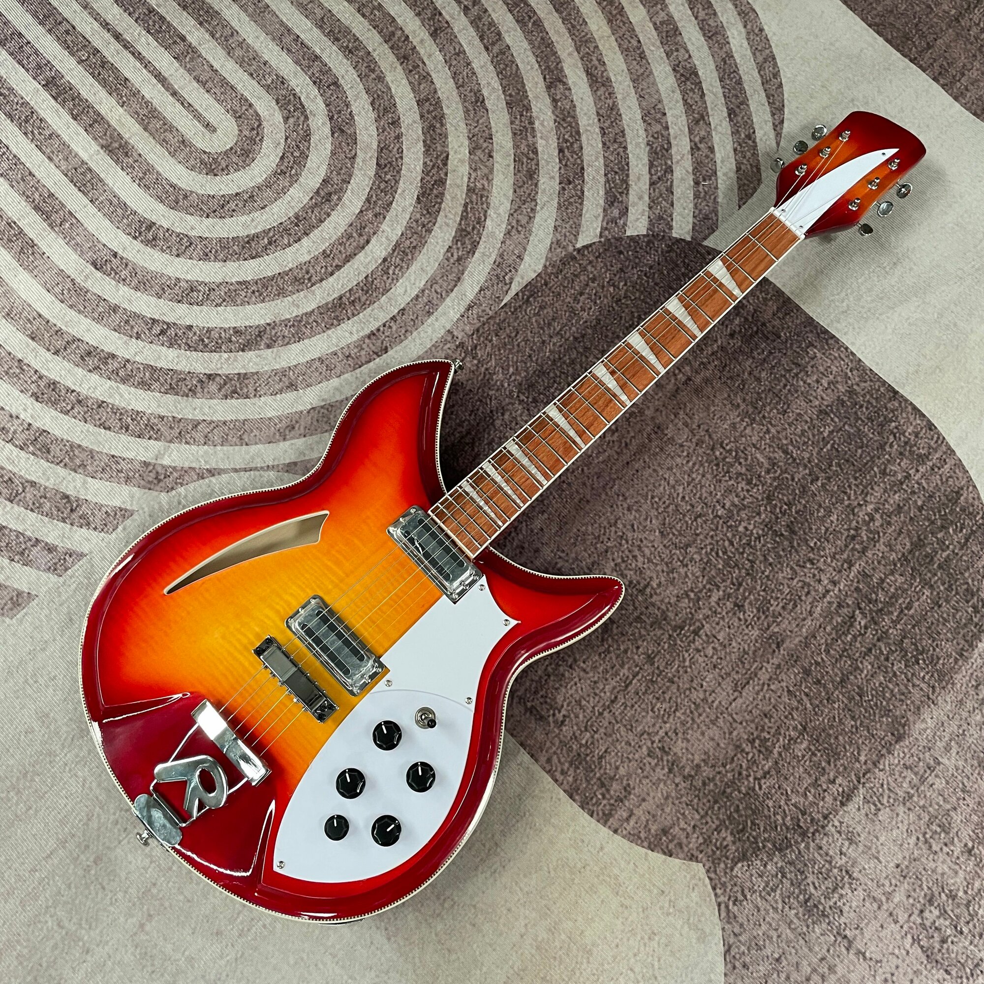 Электрогитара Rickenbacker 6-струнная/12-струнная 12-струнная, корпус Махагони