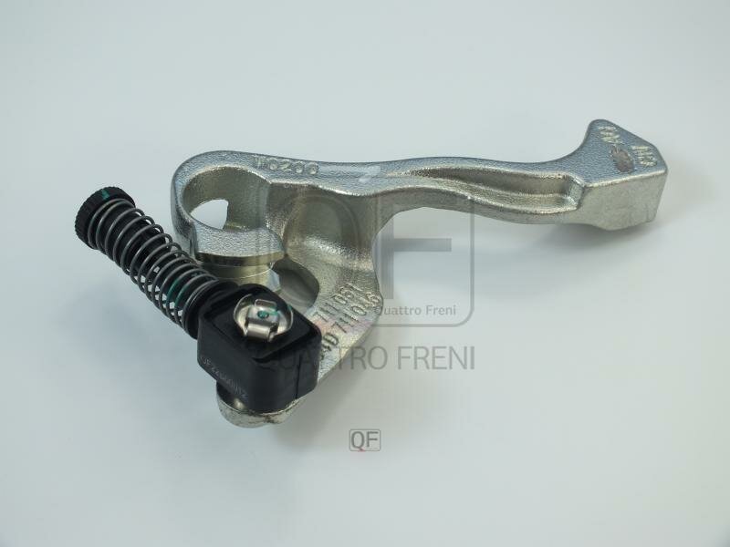 Кулиса тросов КПП в сборе QUATTRO FRENI QF22B00012 Vag