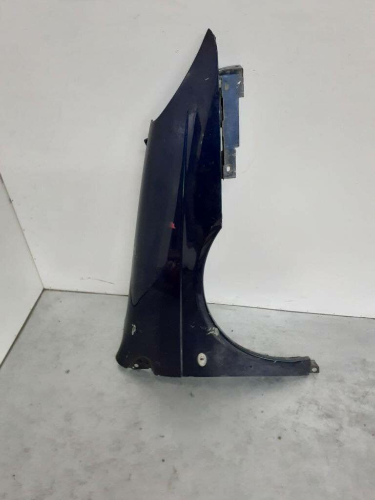 Крыло переднее правое Citroen C5 2004