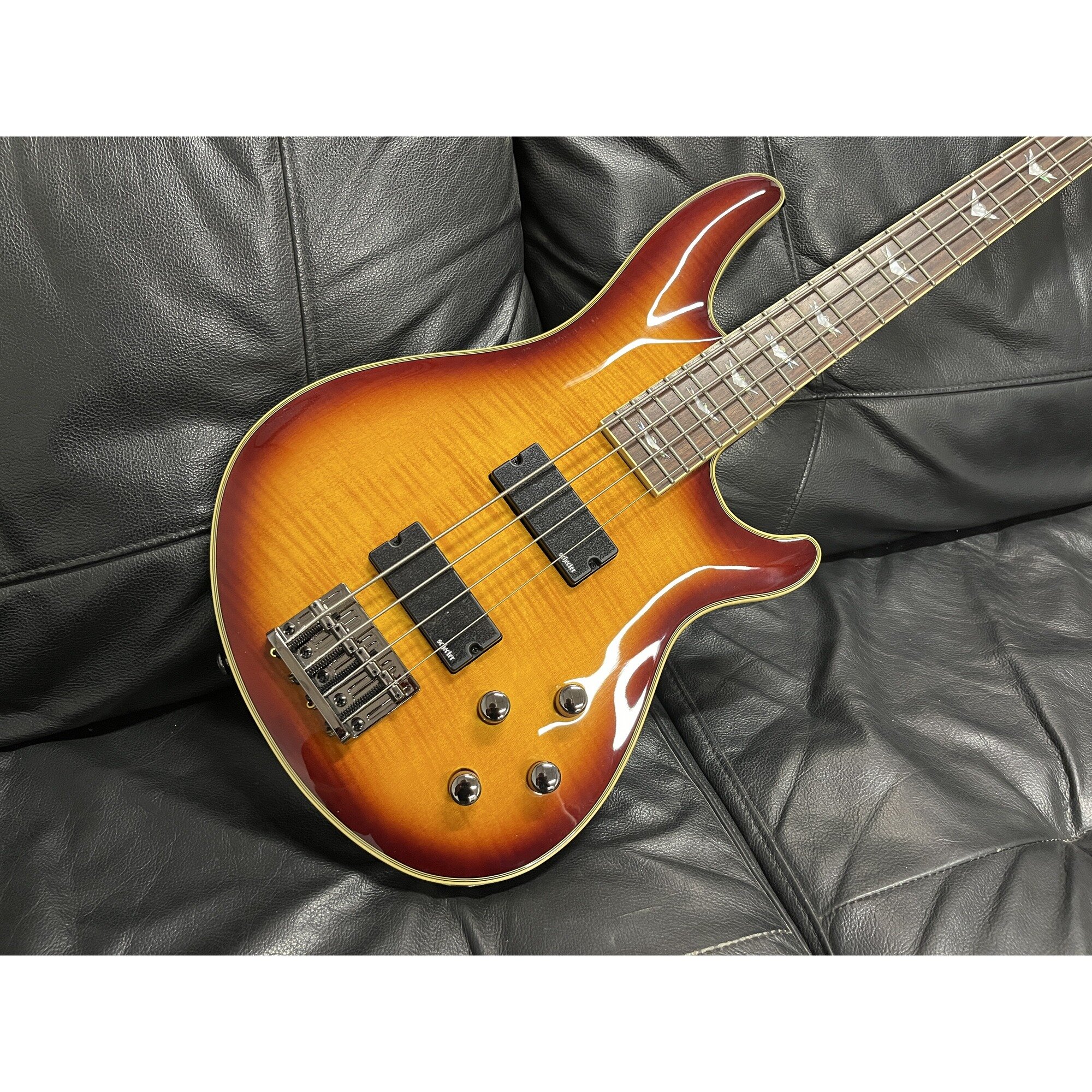 Бас-гитара Schecter Omen Extreme-4 VSB — фото 1