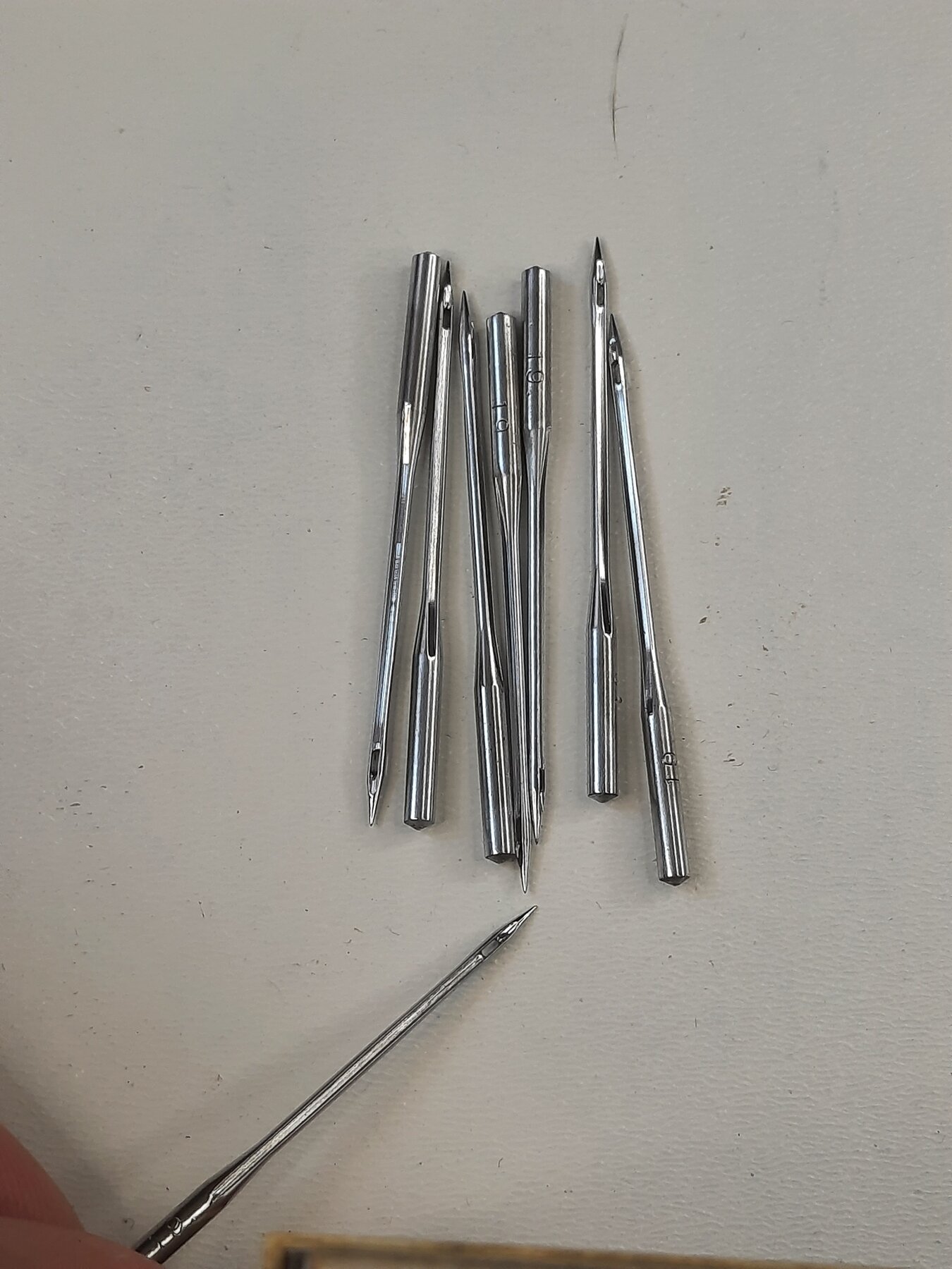 20шт Промышленных швейных игл Singer 135x5 R №19