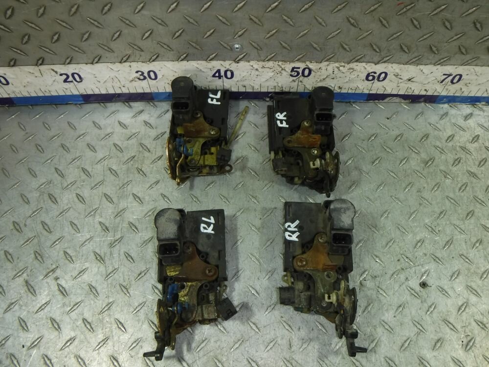 Замок двери Chery Tiggo T11 T116105040