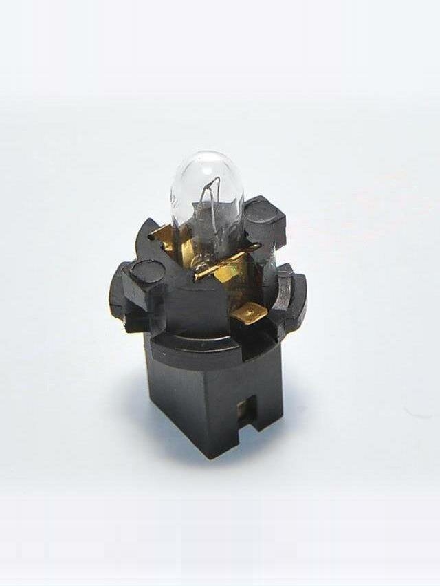 Лампочка панели приборов с патроном 12V 1.2 Вт.