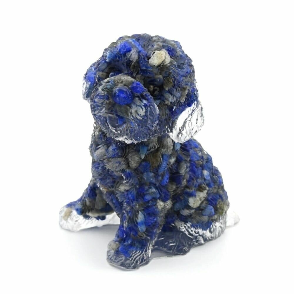 Фигурка из лазурита и смолы Собачка