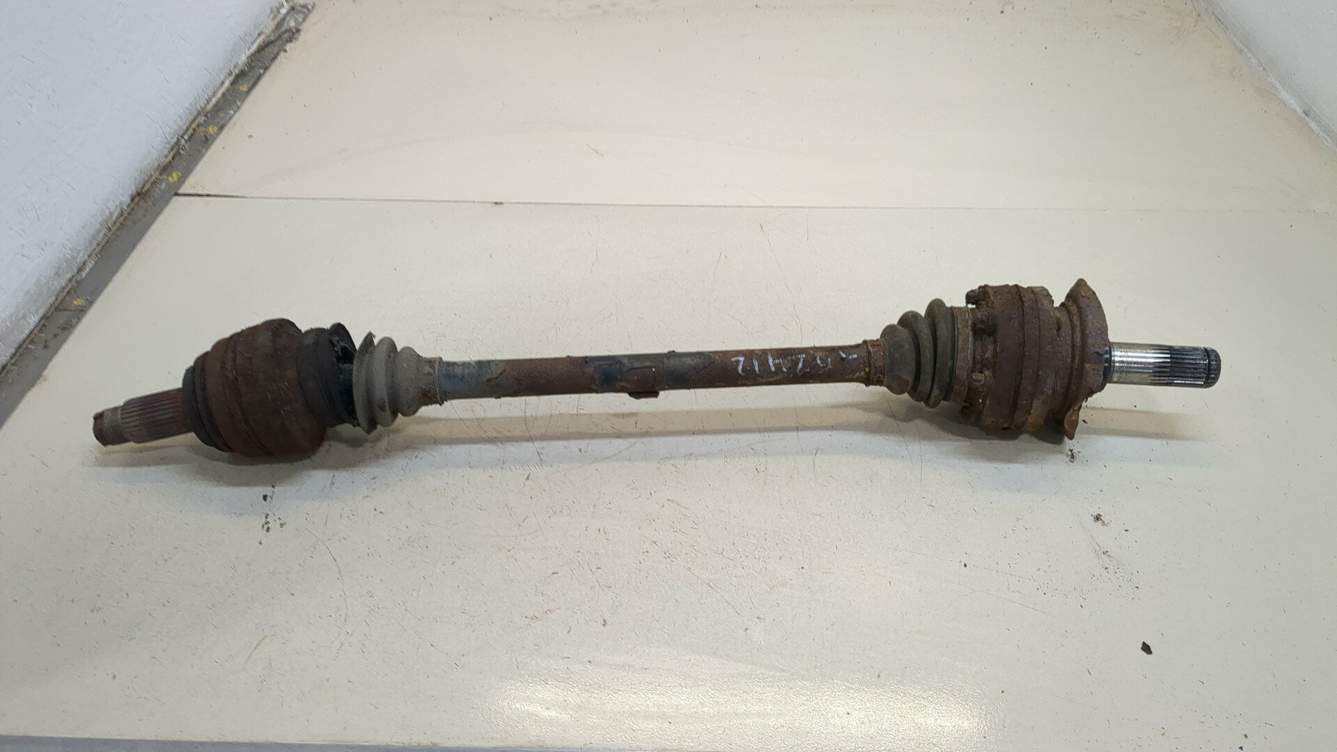 Полуось (вал, шрус) левая задняя BMW X5 E53 Б/У