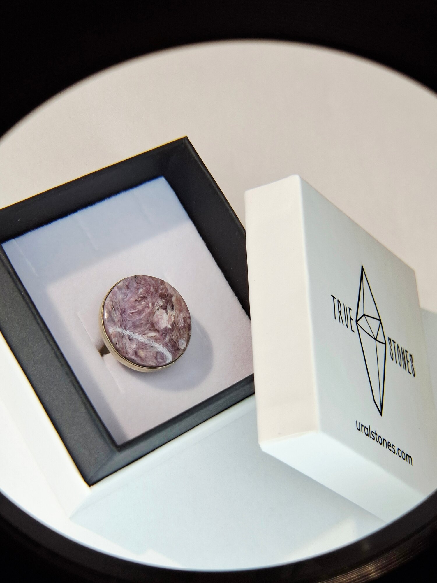 Кольцо, чароит