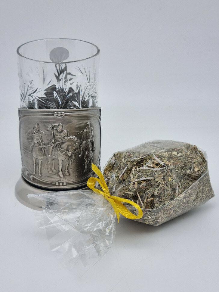 Подстаканник "Три богатыря" стакан хрусталь с краснополянским чаем