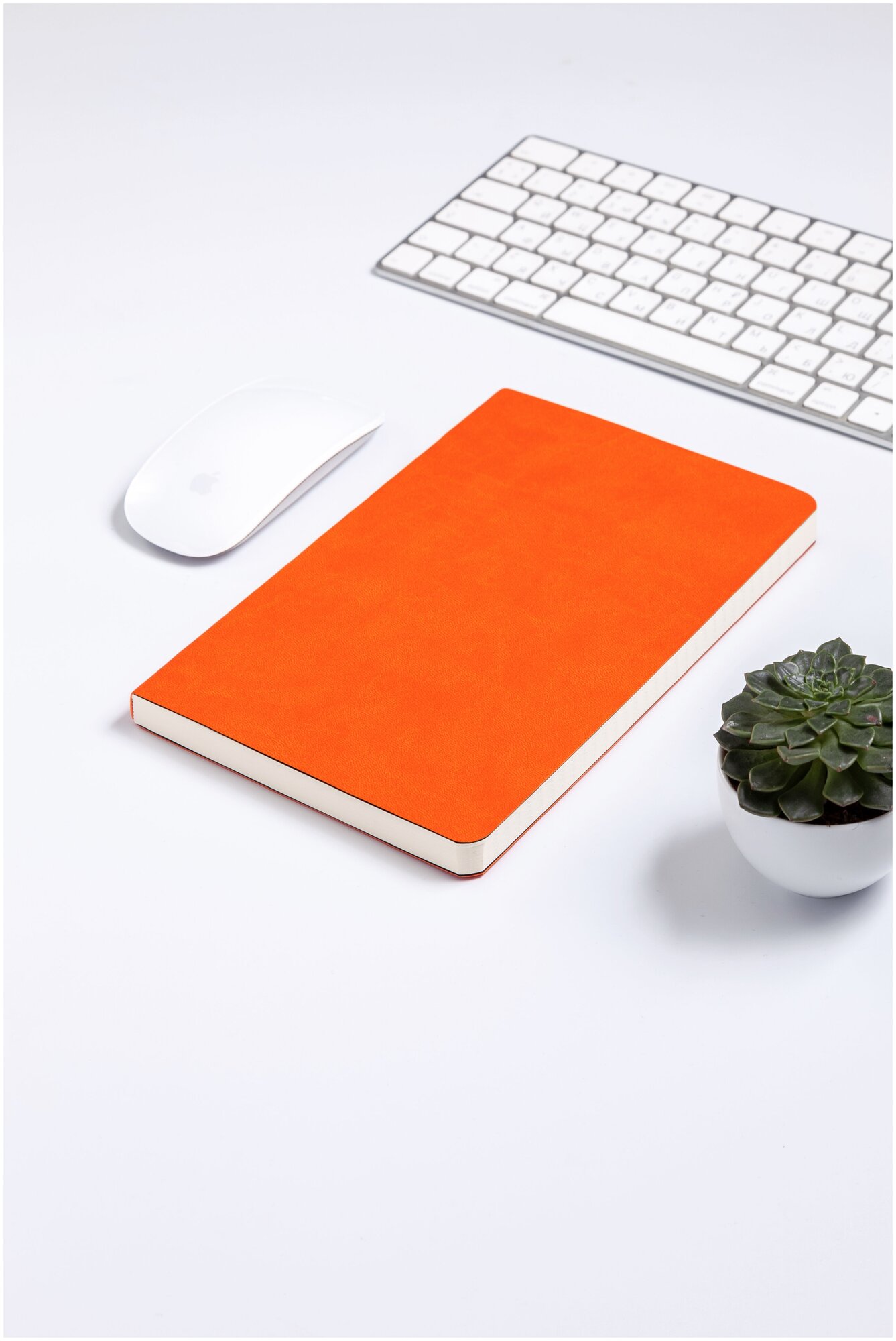 Ежедневник недатированный Bruno Visconti "MEGAPOLIS FLEX" гибкий, Soft touch, оранжевый А5, Арт. 3-531/06