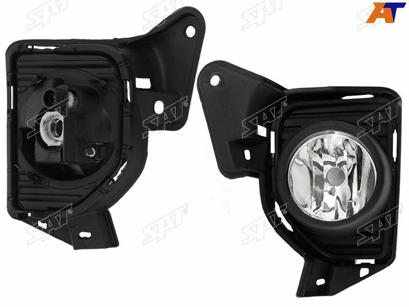 . SAT Фара противотуманная для TOYOTA HIACE, QUANTUM 14- левая с креплением