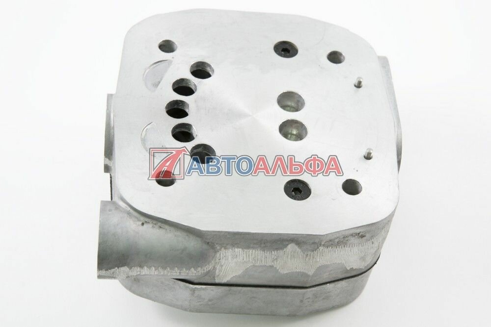 Головка блока одноцилиндрового компрессора КАМАЗ с клапанами (ПАО КАМАЗ)