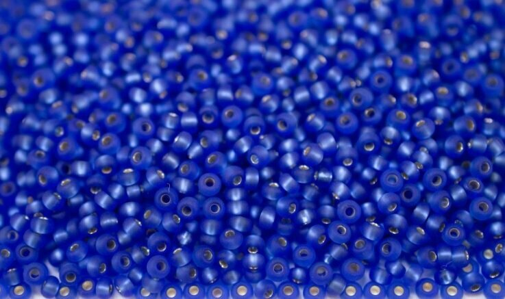 Бисер Preciosa 37050 матовый синий с серебром 10/0, 5 гр,1 шт.