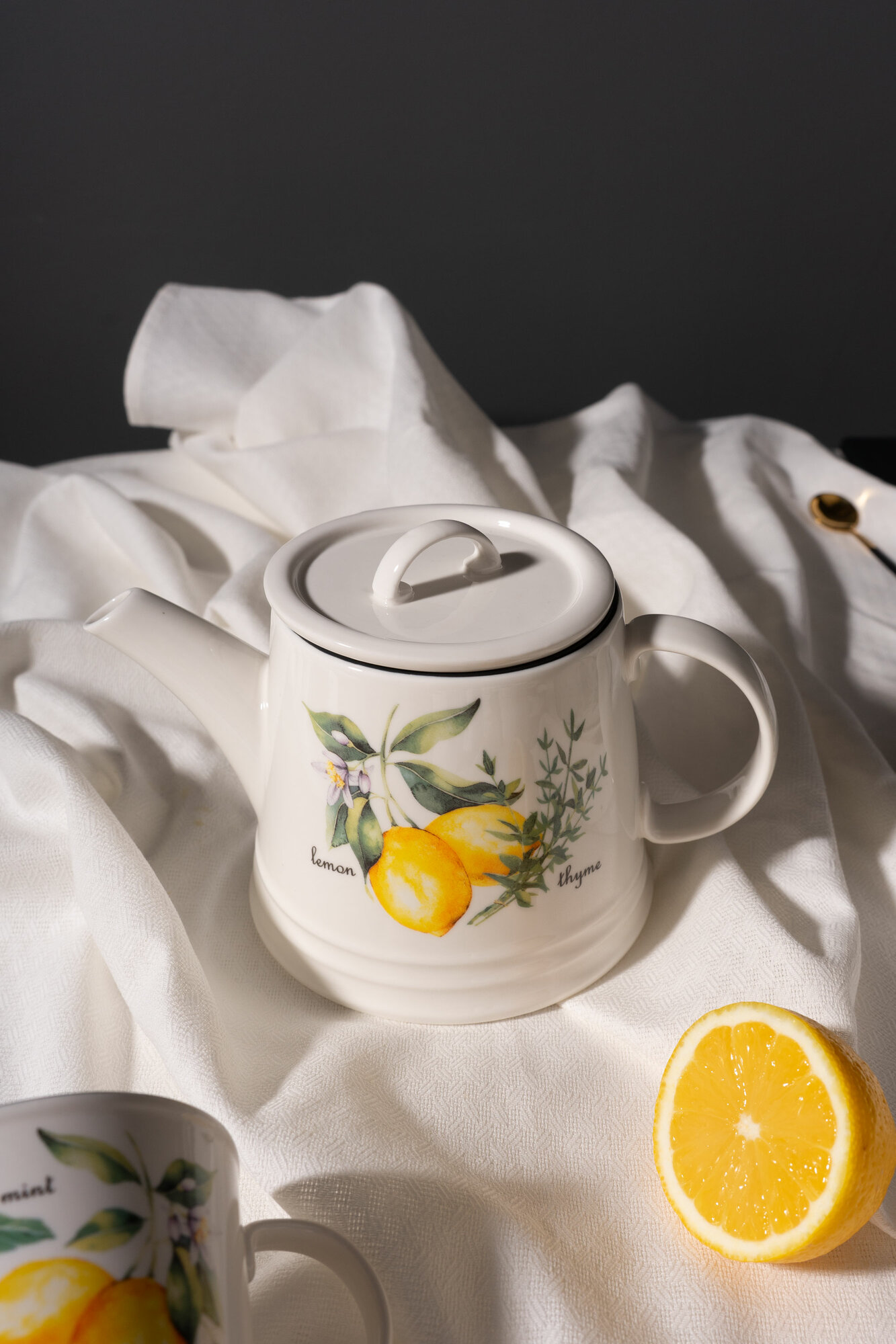 Чайник заварочный BILLIBARRI "Lemon" 900мл, фарфор