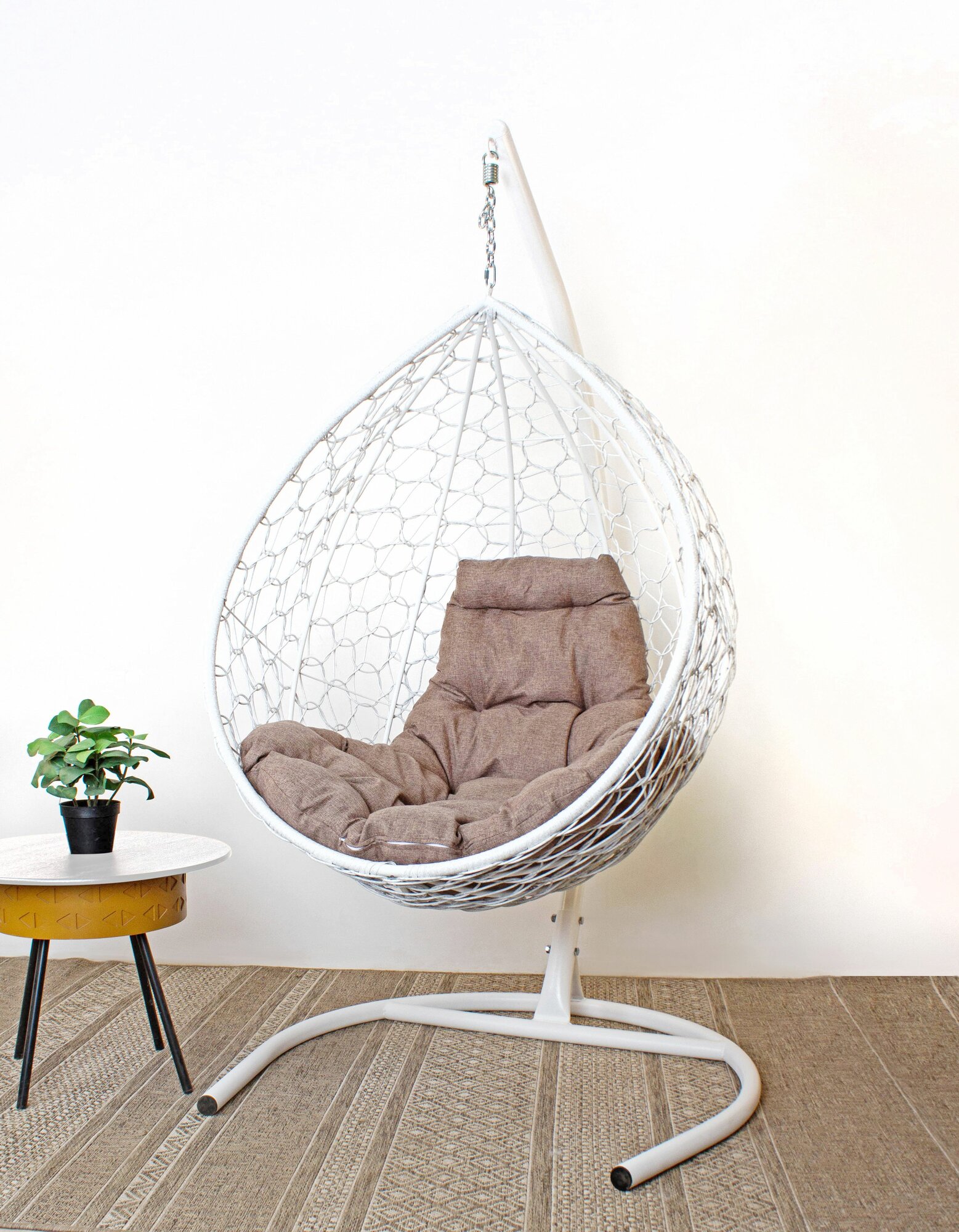 Подвесное кресло капля элит, с ротангом белое, подушка Какао
