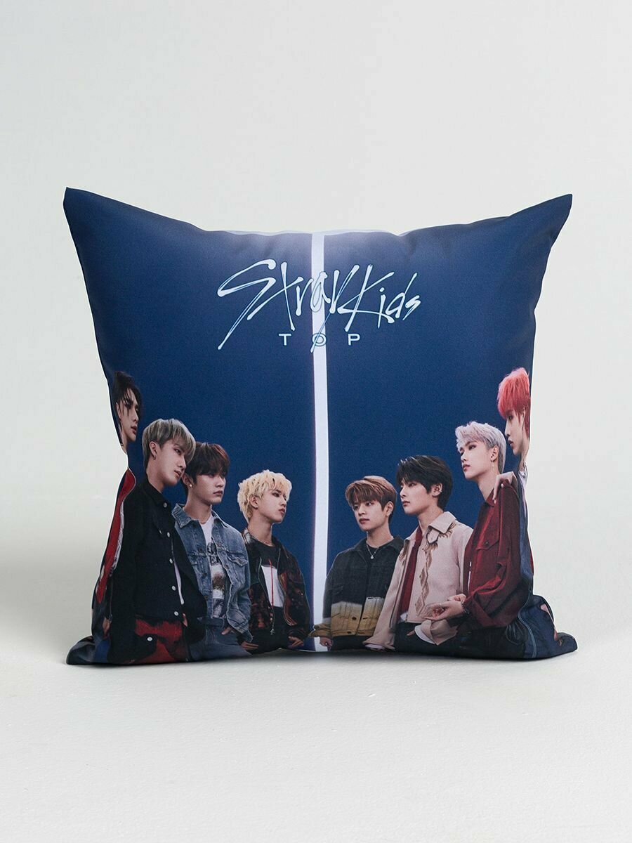 Подушка квадратная Stray Kids Стрэй Кидс