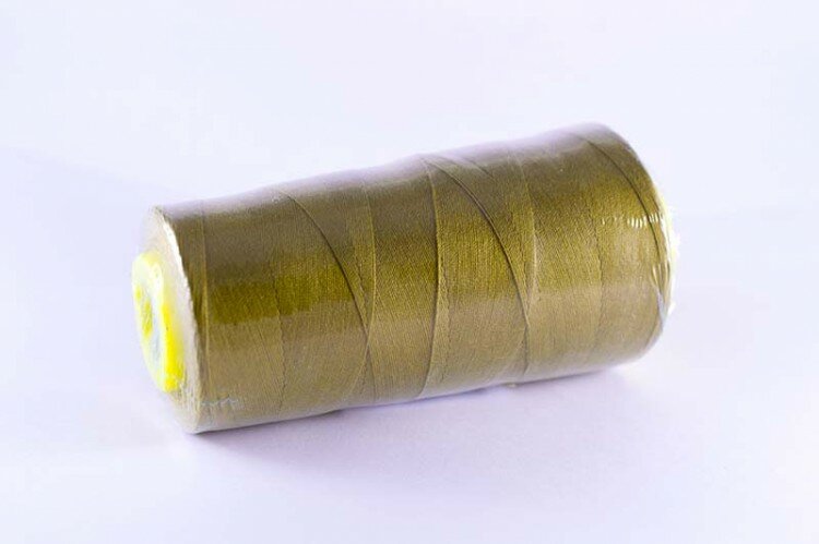 912 метров Нитки Micron 20s/3, цвет 438 хаки, полиэстер, 912м, 1шт