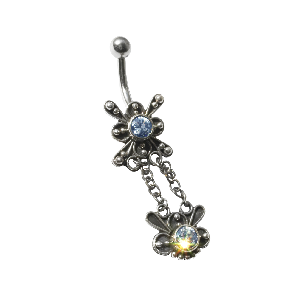 Пирсинг в пупок