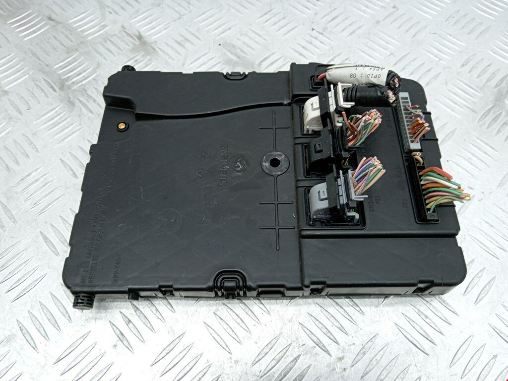 Блок комфорта Renault Scenic 2 8200306437 арт. 1817769