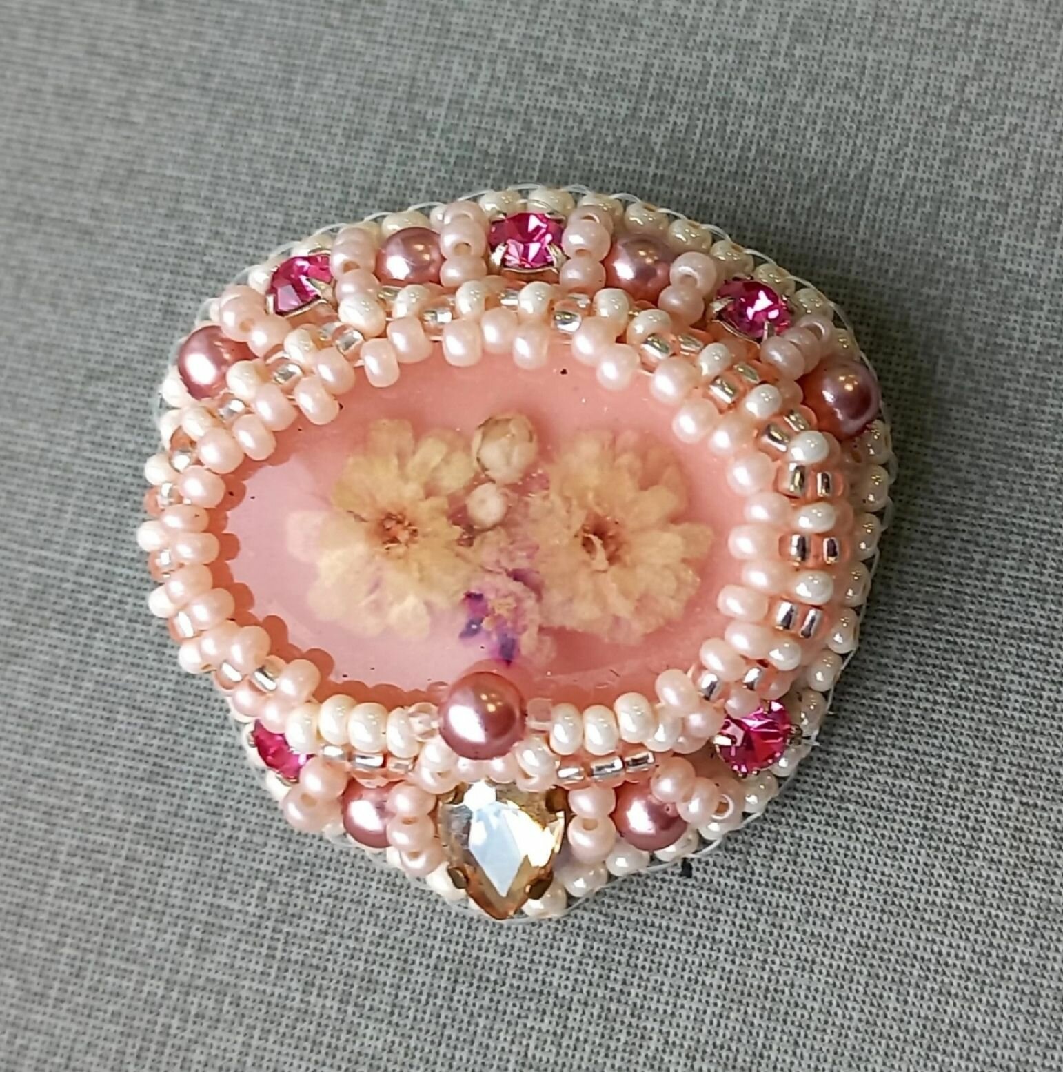 Брошь, керамика, бисер