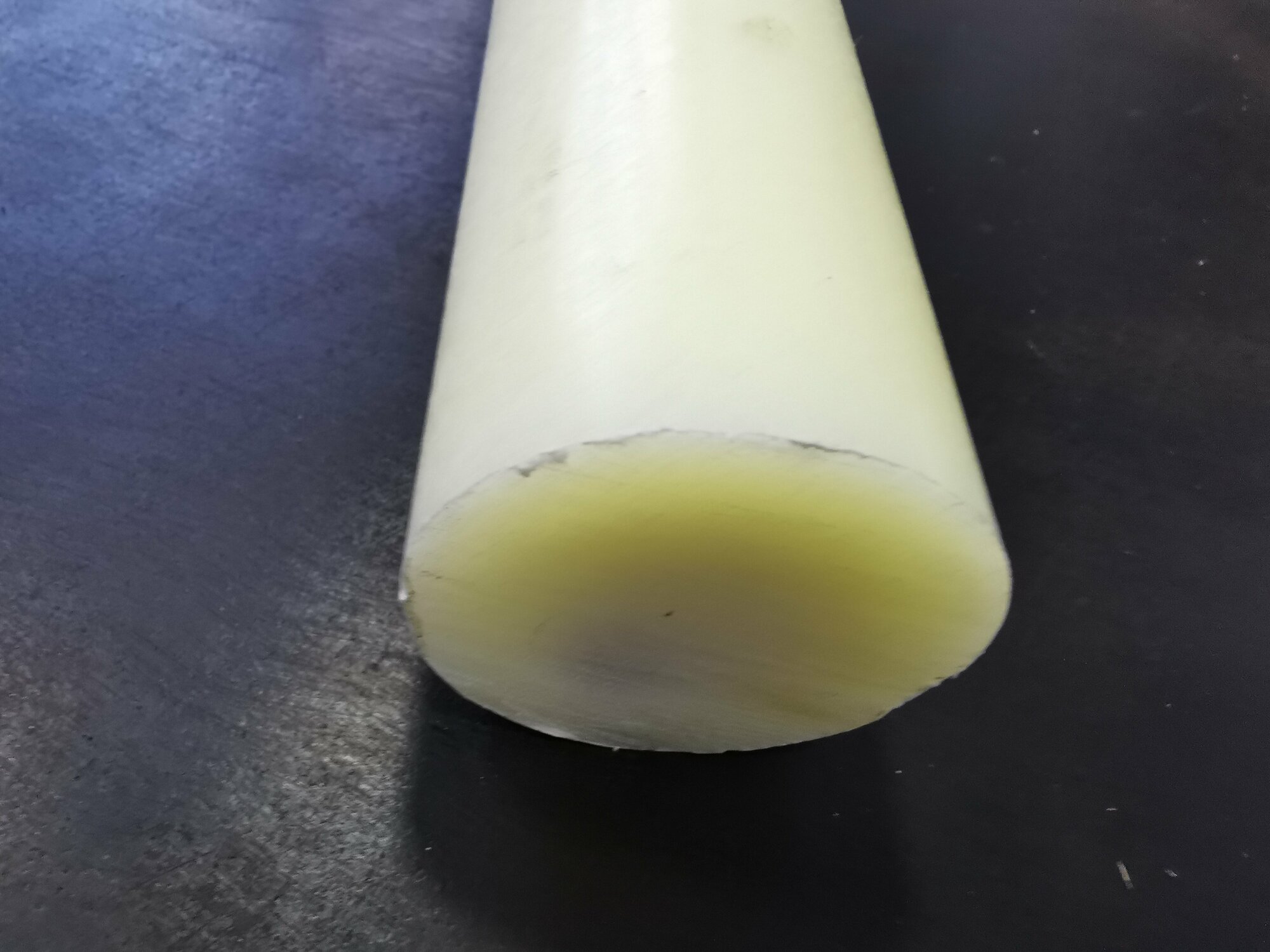 Капролон стержень ПА-6 Ф 30 мм (Длина 1000 мм)