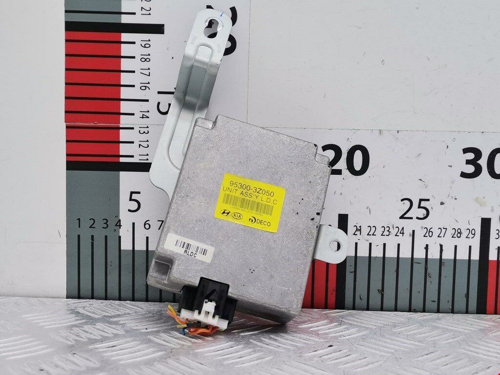 Блок управления электроусилителя руля (рулевой рейки сервотроника) Hyundai i40 (VF) 953003Z050 арт. 1880692