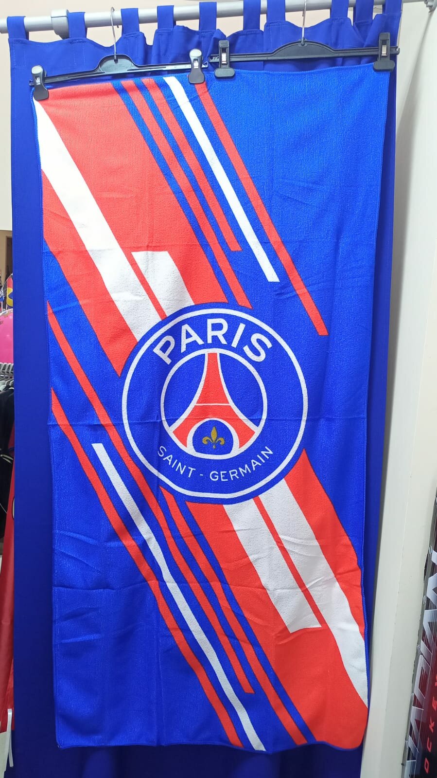 Для футбола ПСЖ полотенце футбольного клуба PSG ( Париж , Франция ) размер длина 140 см ширина 70 см Пляжное синее