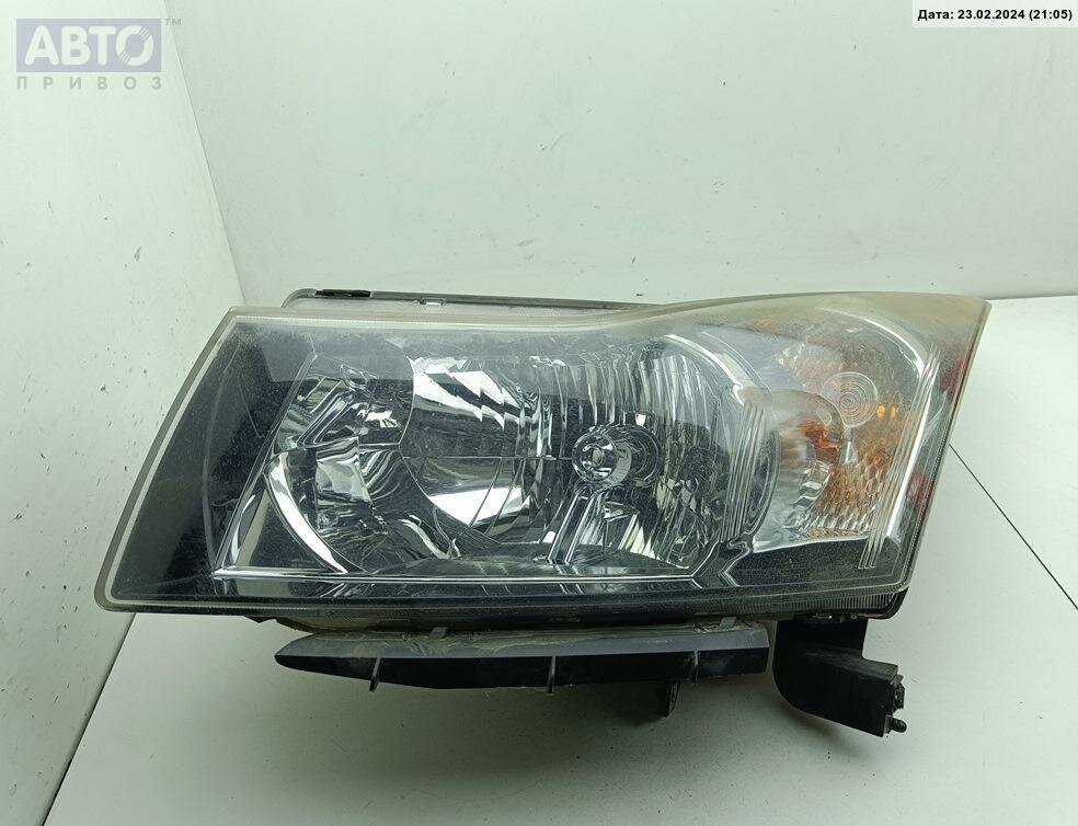 Фара левая Chevrolet Cruze