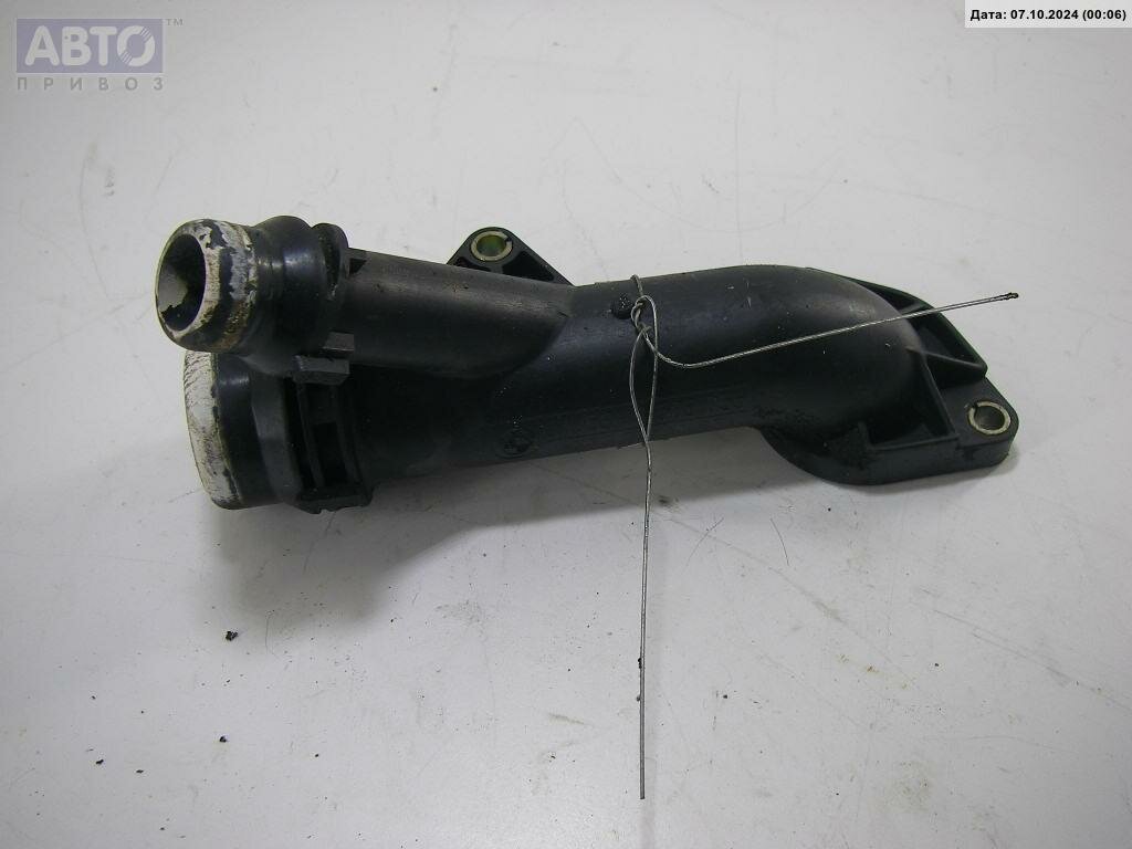 Фланец (тройник) системы охлаждения BMW 3 E46 (1998-2006)