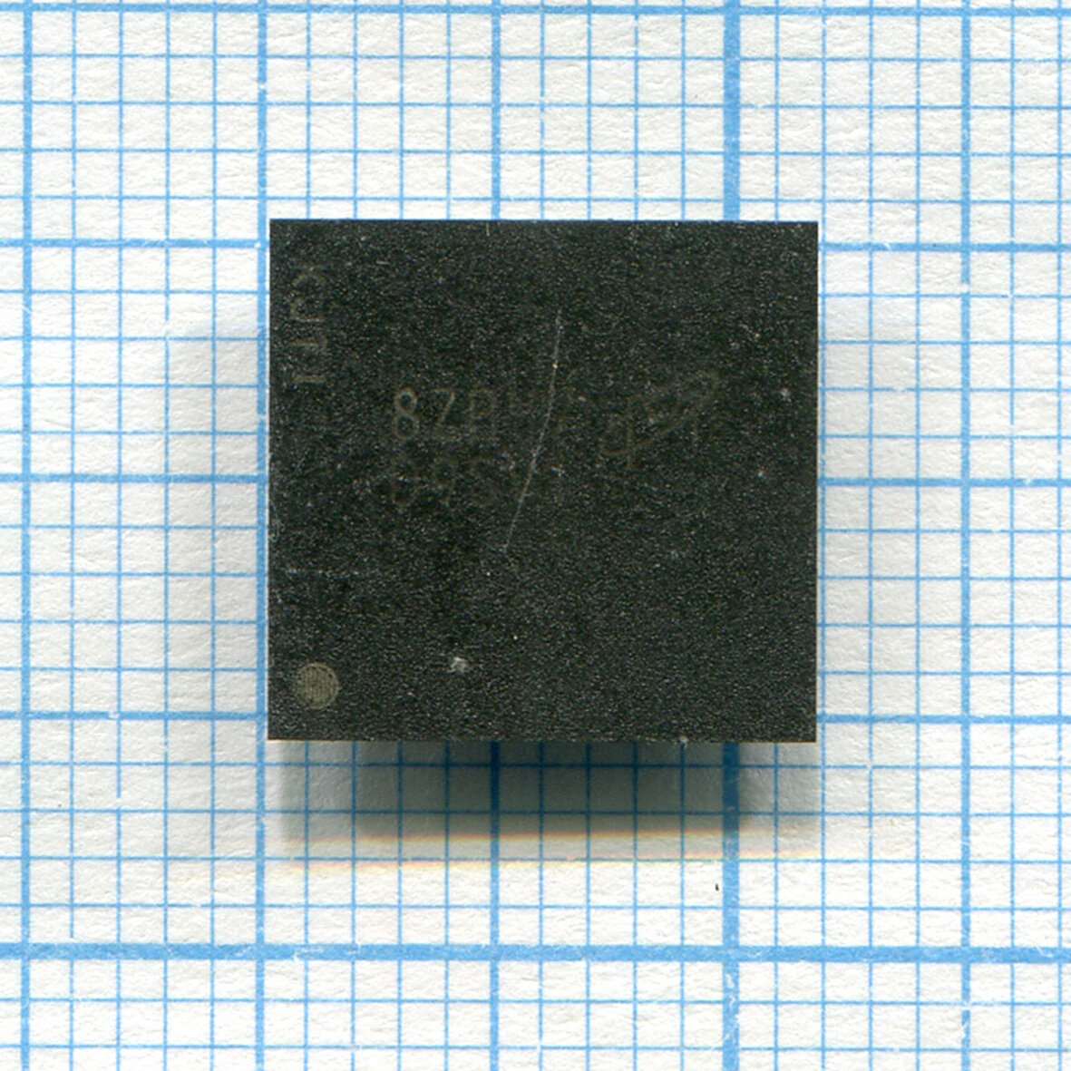 Оперативная память D9SVT MT52L512M32D2PF-093 WT: B 178FBGA LPDDR3 2133 Мбитс 2 Гб с разбора