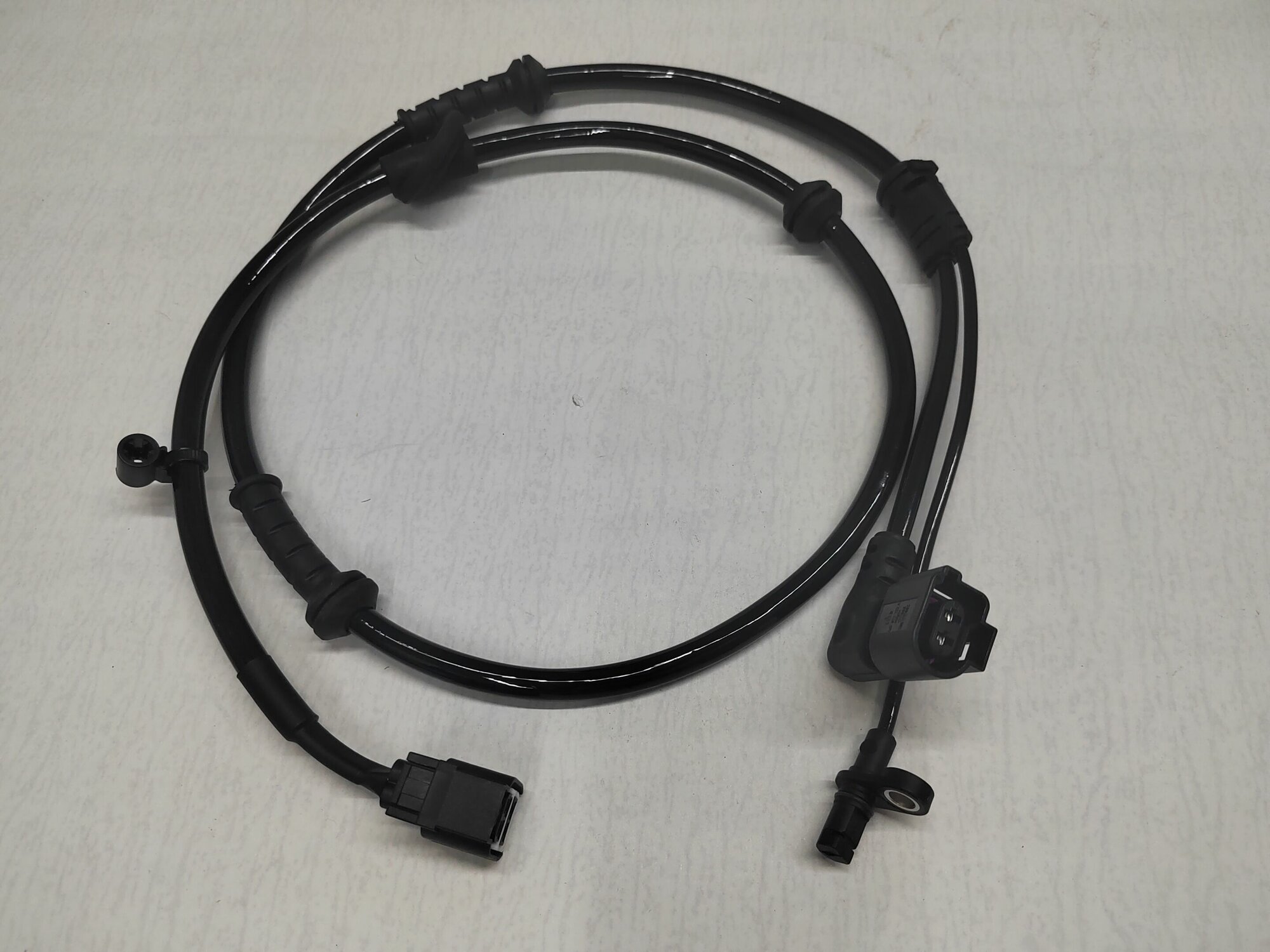 Датчик ABS передний левый JAC J7 [1.5 16V 6MT лифтбэк Turbo] 3565300U7300