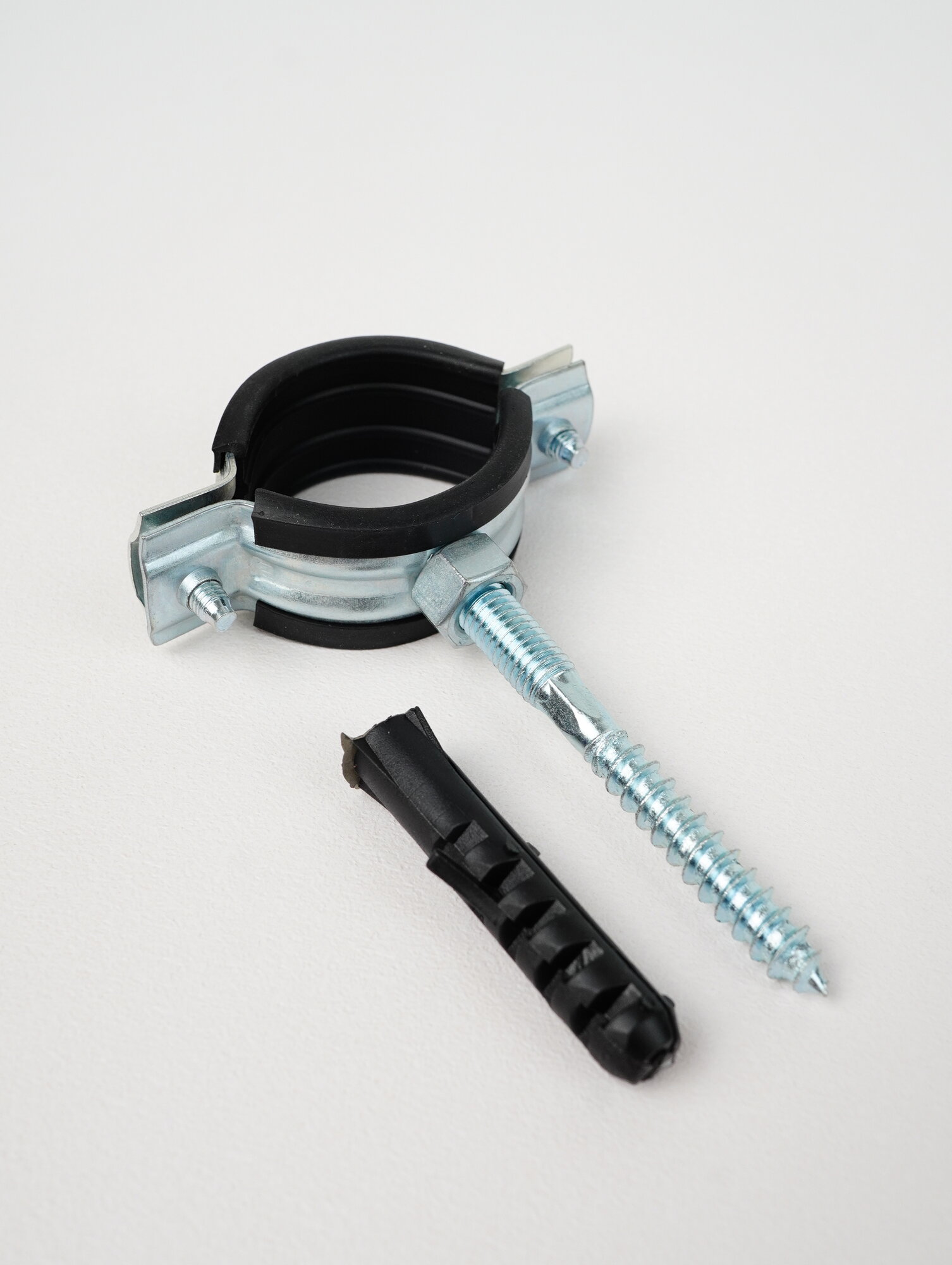 Хомут металлический 1 (32-36мм) с дюбелем и шурупом (Valfex) 1шт.