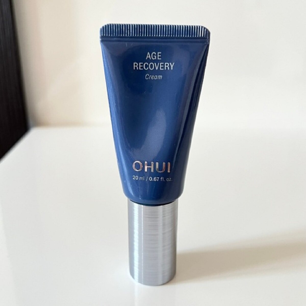 OHUI Антивозрастной крем для лица на Beni-коллагене (20мл без коробки) Age Recovery Cream