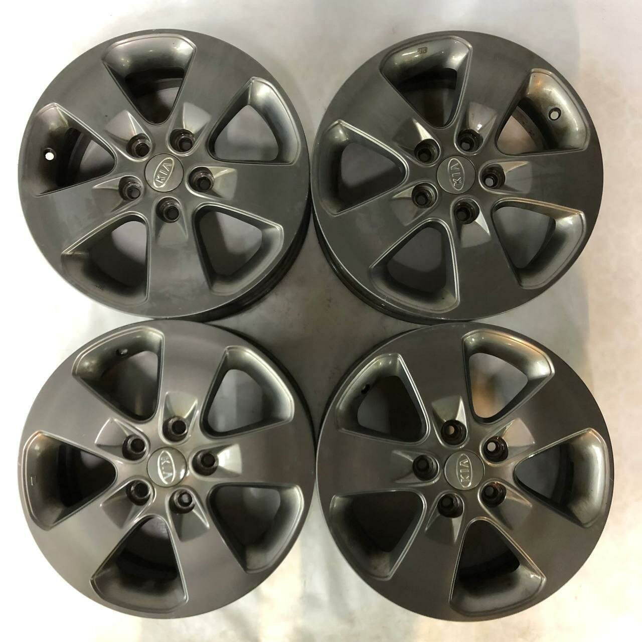 Колесные диски Kia 16x6.5 PCD 5x114.3 D67.1 ET54 (оригинал)