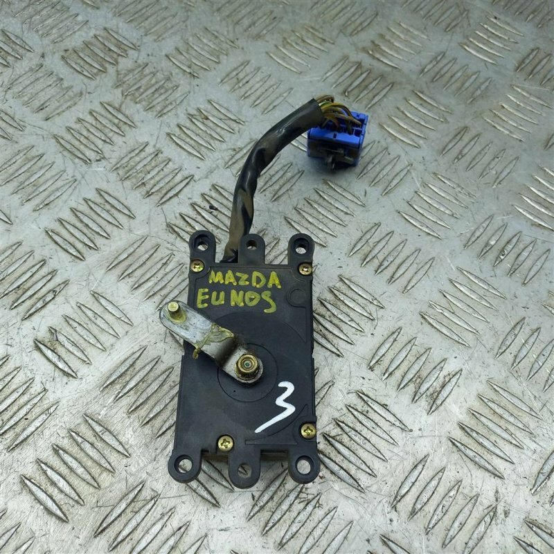 Б/У Моторчик заслонки печки Mazda Eunos 500 Xedos / Мазда Эунос 500 Кседос 2.0 KF 140 Л.С 1992