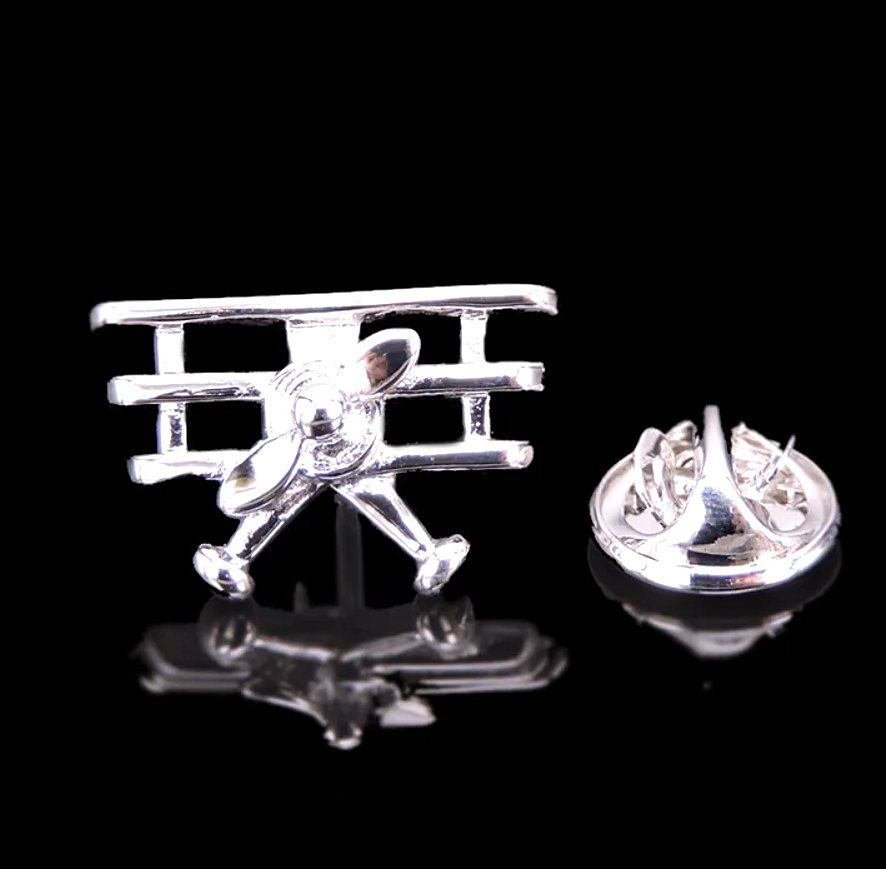 Значок на рюкзаки , одежду и кепки "Самолетик"/ Премиум линейка значков