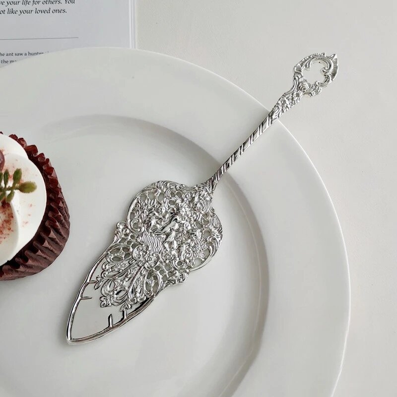 Серебряный нож для торта с ажурной резьбой 1pcs Silver Plated
