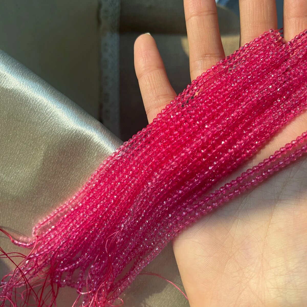 Розовый красный турмалин бисер 2мм/3мм 3mm-5pcs