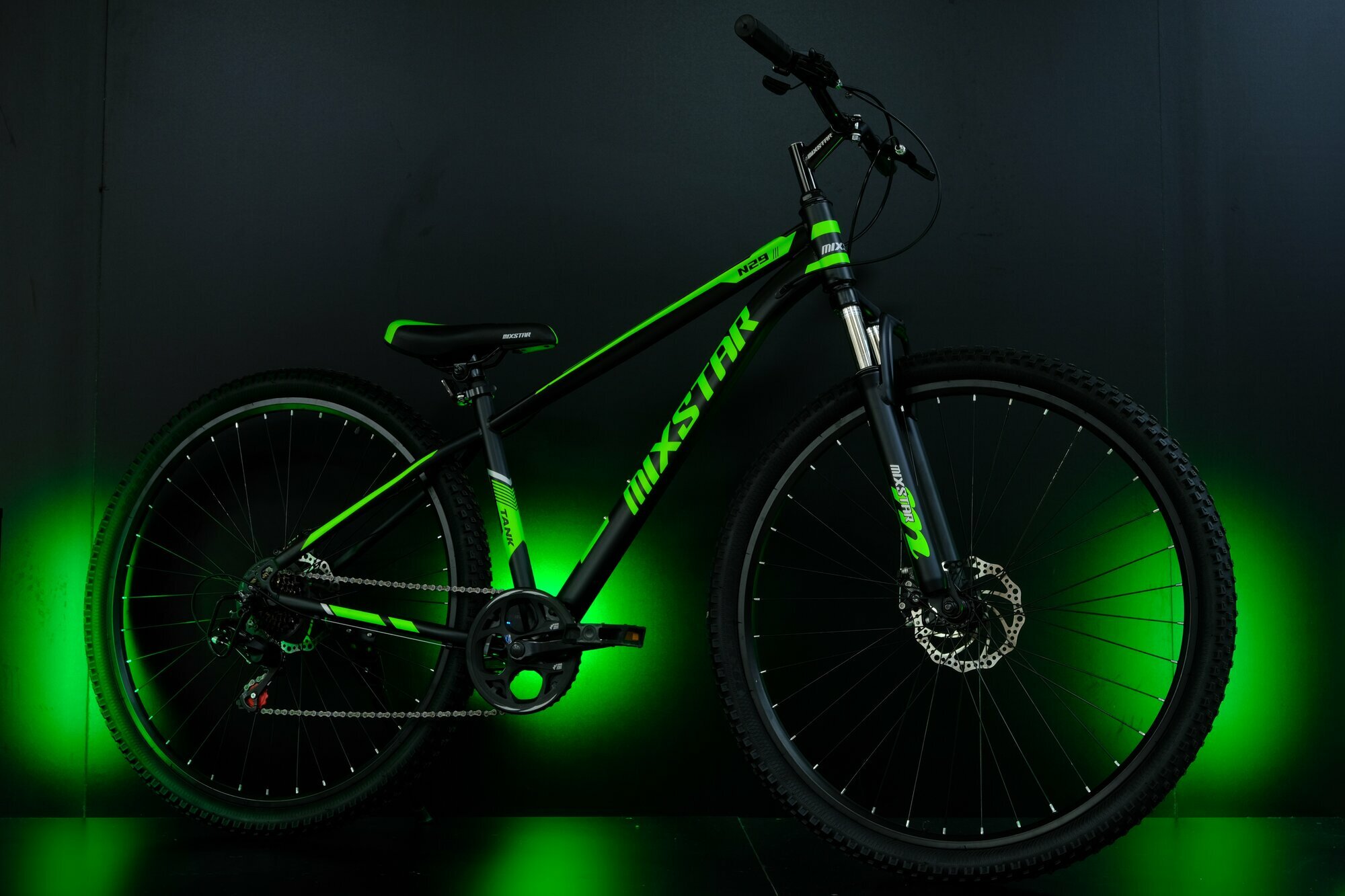 Велосипед горный MIXSTAR N29 Чёрный/Зеленый, размер рамы 17 дюймов под рост 155-180 см