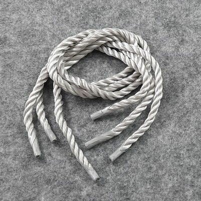 Ручка-шнур 6 мм витая серебро 40 см с пластиковыми наконечниками (100 шт)