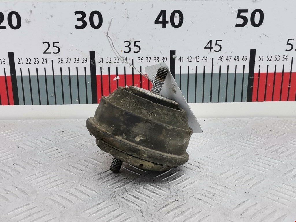 Подушка (опора) крепления двигателя BMW 3-Series (E46) 22111095444 арт. 2010555