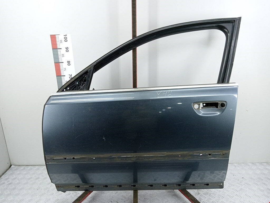 Дверь передняя левая Audi A8 D3 4E0831051C арт. 2065940