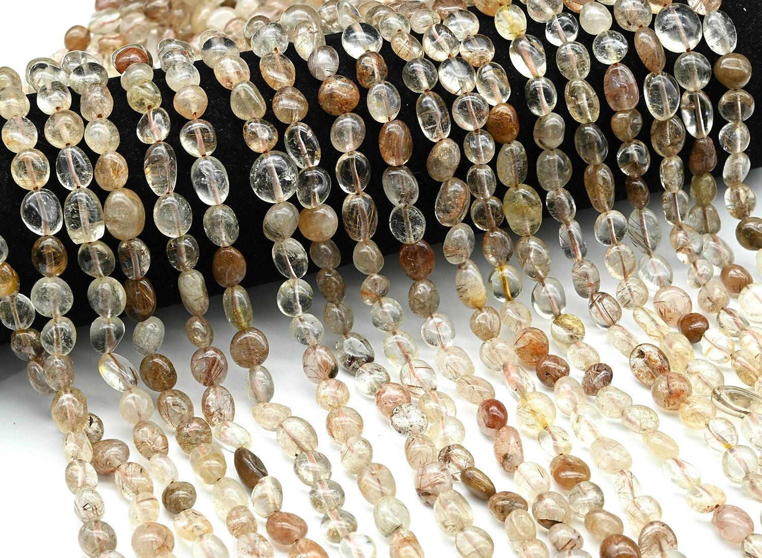Бусины из рутилового кварца (волосатик) галтовка 8*10мм, 37см, 42 бусины .